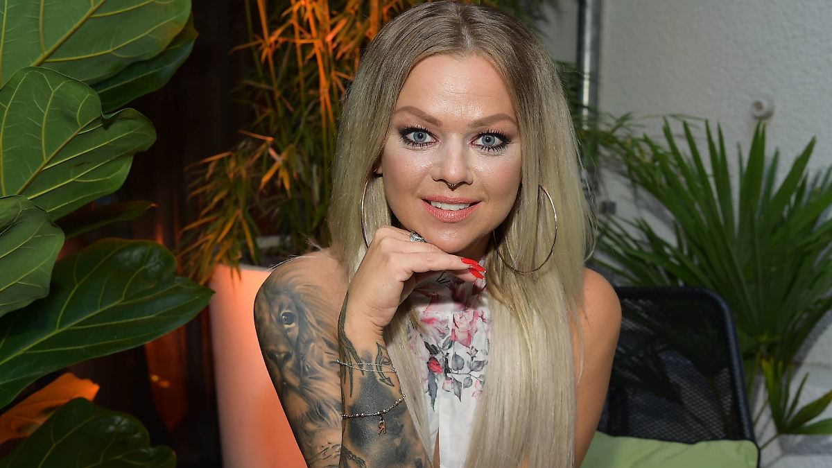 "Promi Big Brother": Sängerin Doreen Steinert outet sich als bisexuell ...