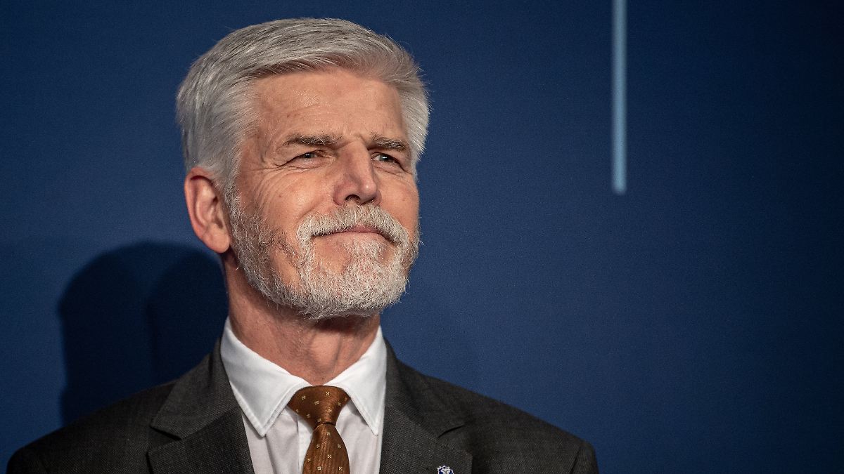 Ehemaliger NATO-General: Pro-westlicher Petr Pavel wird Präsident in ...