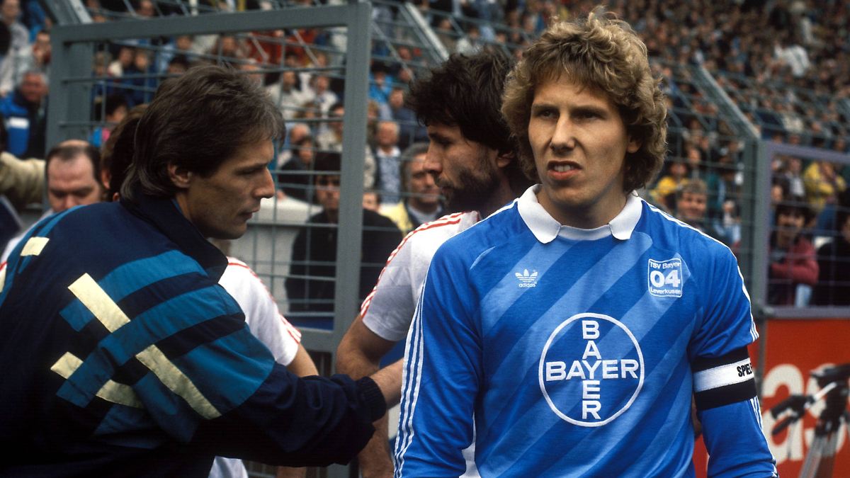 Vor EL-Halbfinale gegen AS Rom: Der Psycho-Trick, der Bayer zum UEFA ...