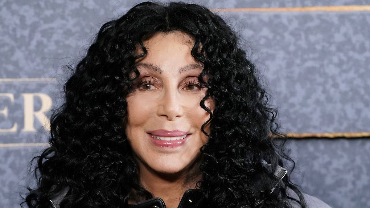 "Es ist lächerlich": Cher hat kein Problem mit ihrem Alter - n-tv.de