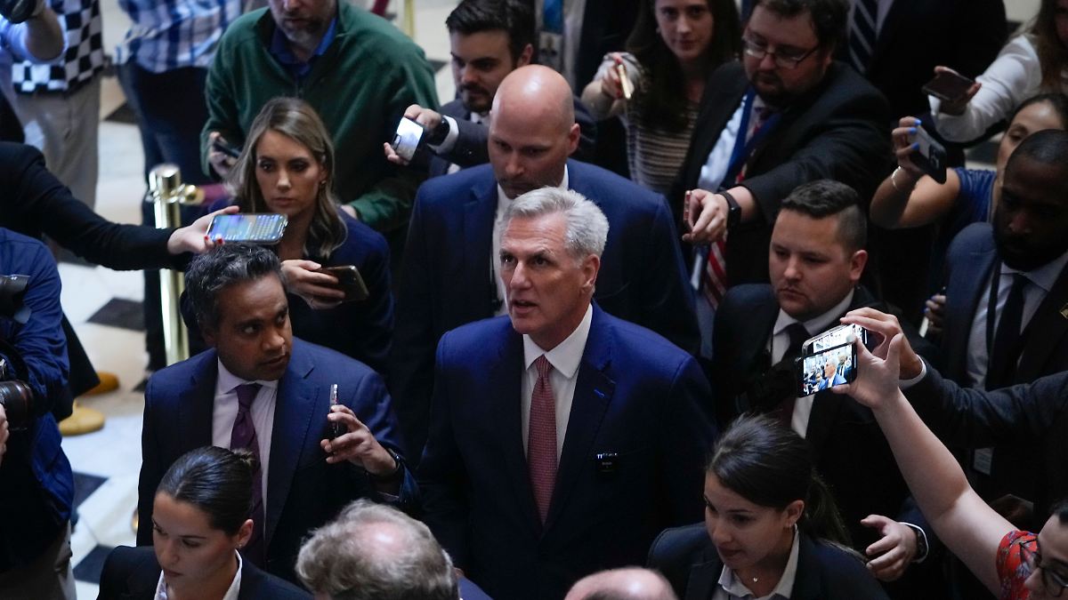 Mit knapper Mehrheit: US-Ausschuss macht Weg für Schulden-Deal frei - n ...