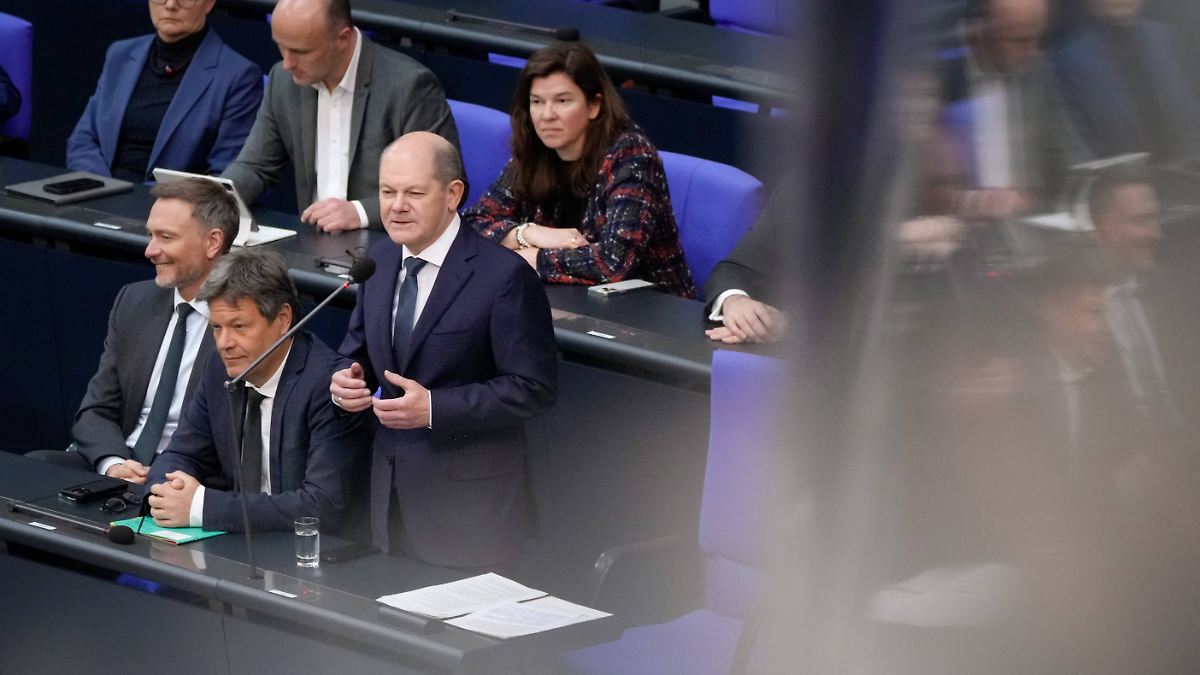 Kein Entwurf im Bundestag: Umstrittenes Heizungsgesetz wird zur schwierigen Geburt - n-tv.de