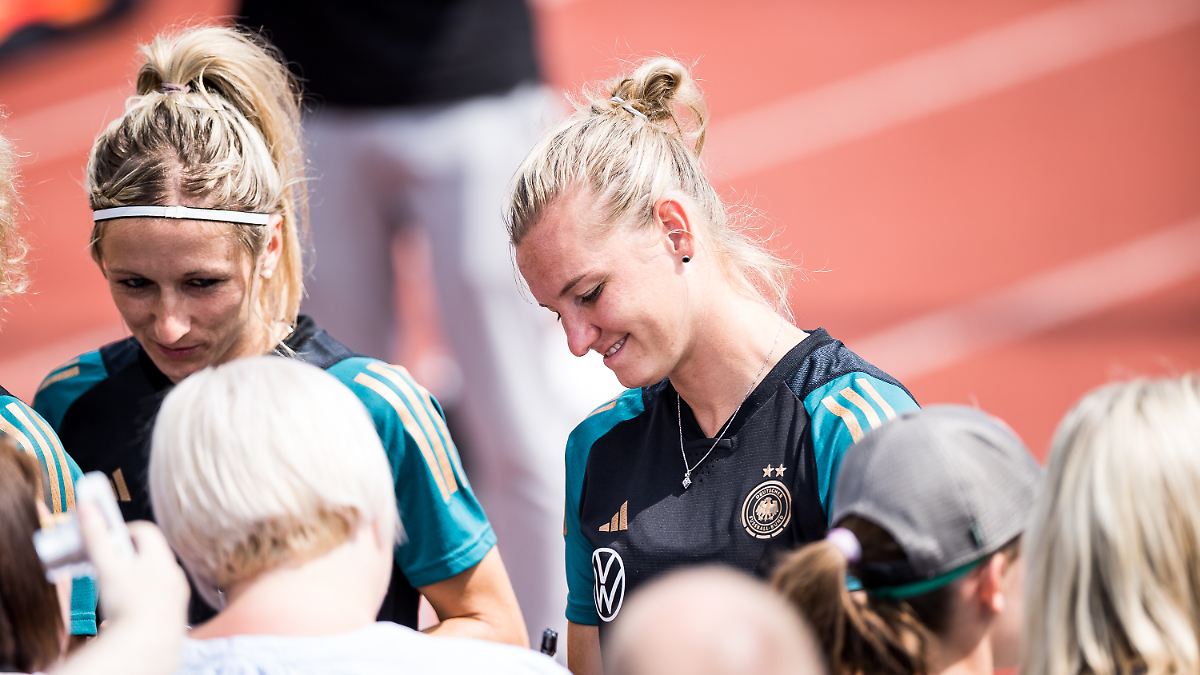 Der Sport-Tag: "Alex Popp gehört in die gleiche Kategorie wie Lionel ...