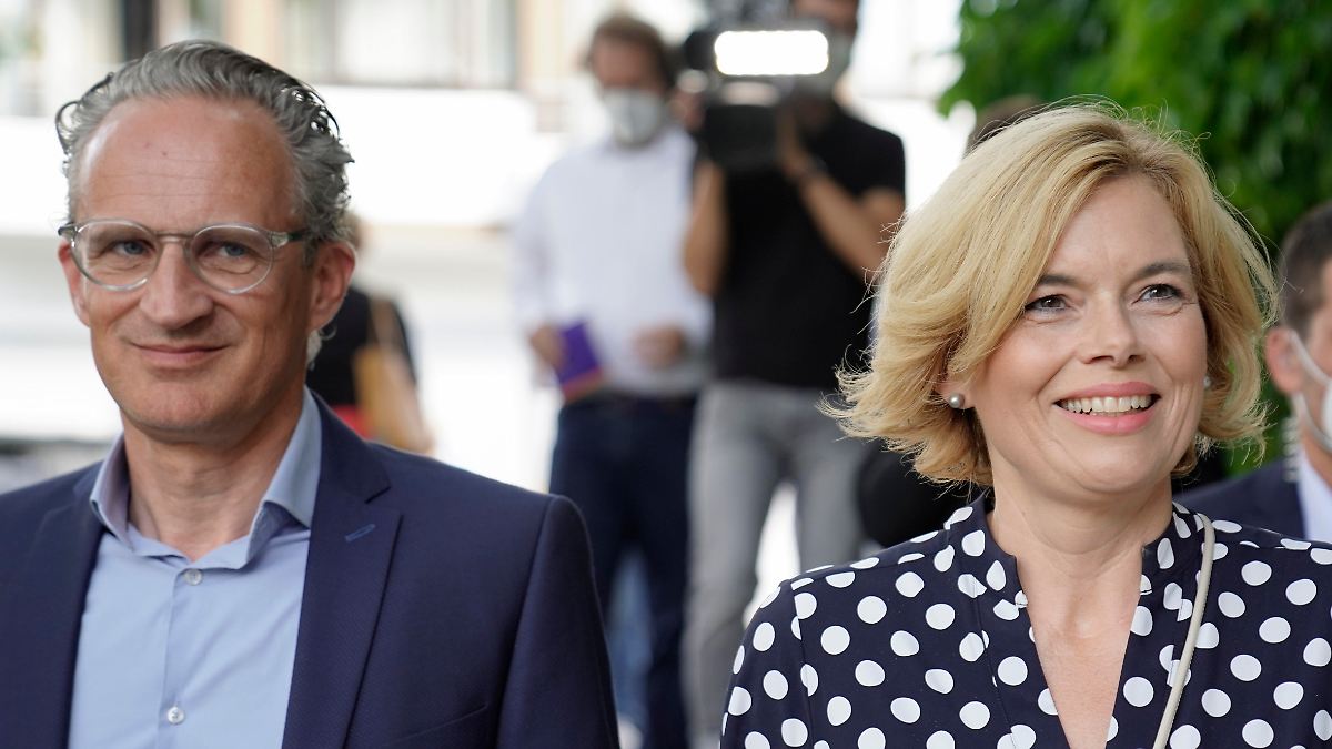 Vier Jahre verheiratet: Julia Klöckner und Ehemann trennen sich - n-tv.de