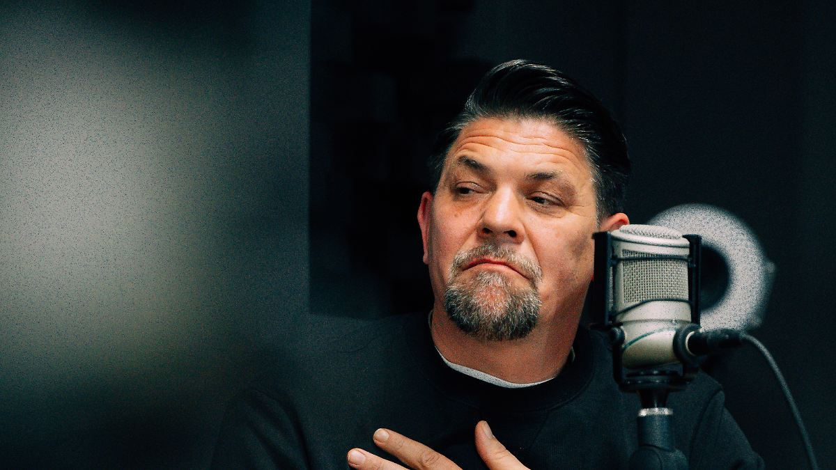 "Ach, hätte ich bloß mal": Judenhass in Deutschland macht Tim Mälzer ...