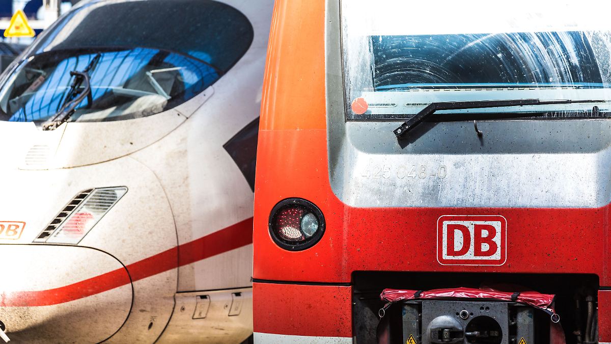 Der Tag: ICE stößt mit Regionalzug zusammen - n-tv.de