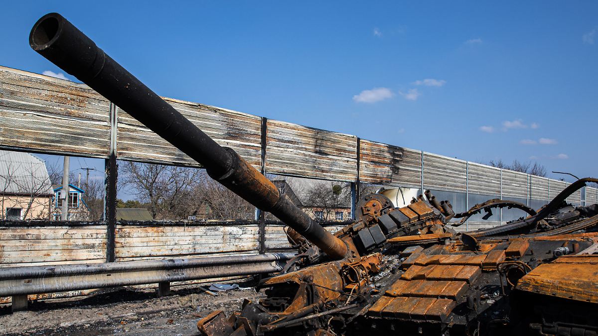 Moskau bestätigt toten General: London schätzt Zahl russischer Opfer ...