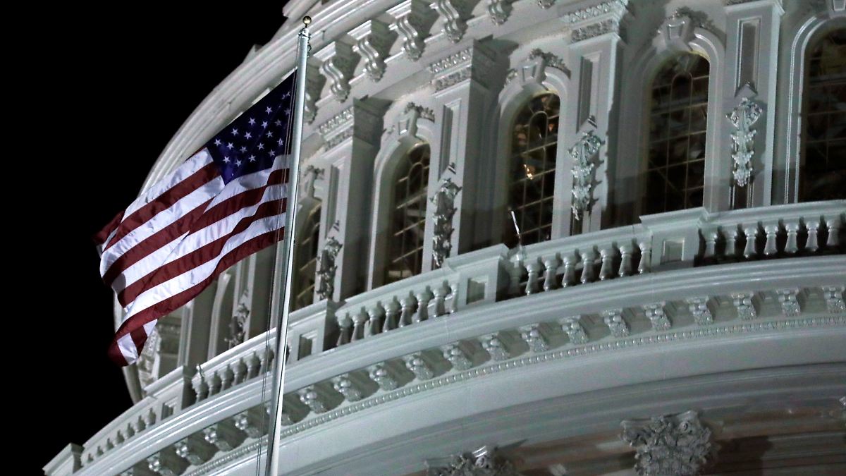 Teil der Ukraine-Hilfen sicher: USA bringen Rekordetat für Verteidigung auf den Weg - n-tv.de