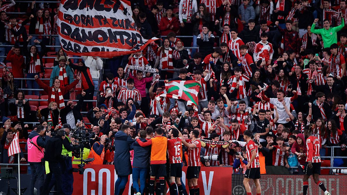 Wilder Mob wütet in Spanien: Hooligans liefern sich Straßenschlachten ...