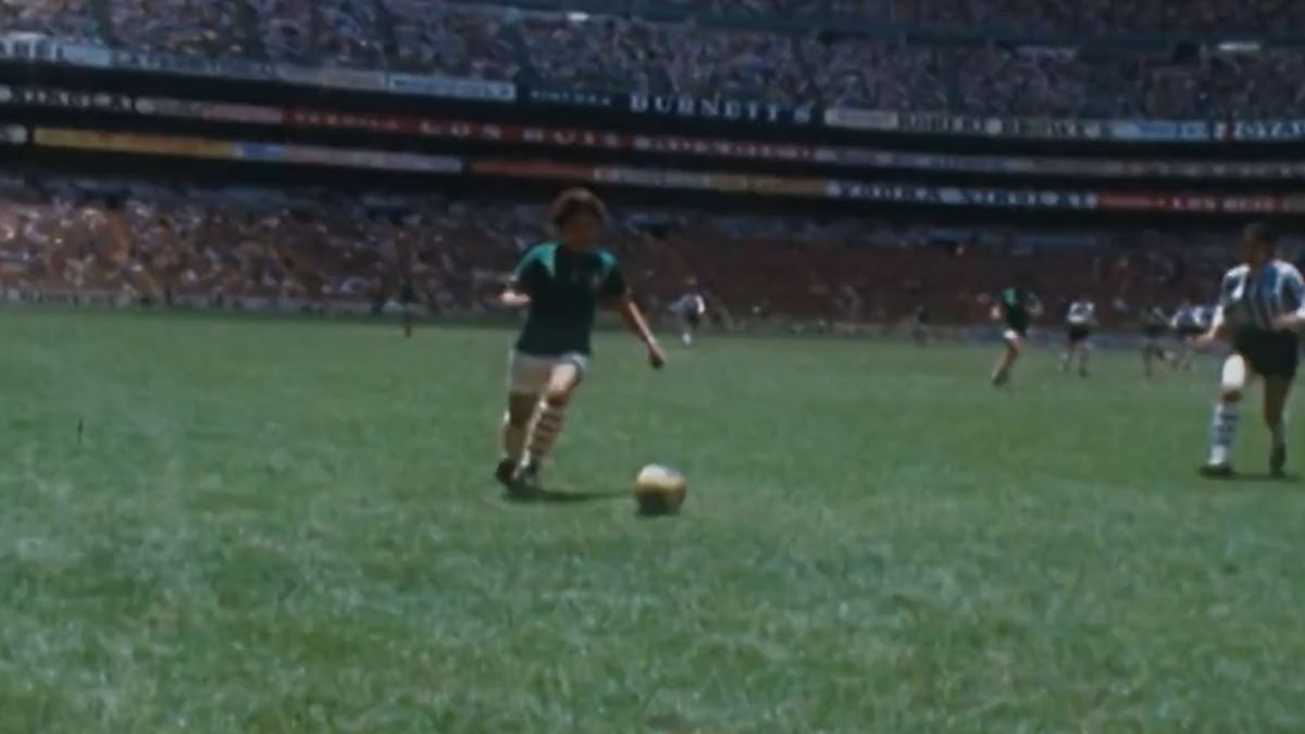 Hochbrisant und fast vergessen: "Copa 71" - als Frauenfußball die große ...