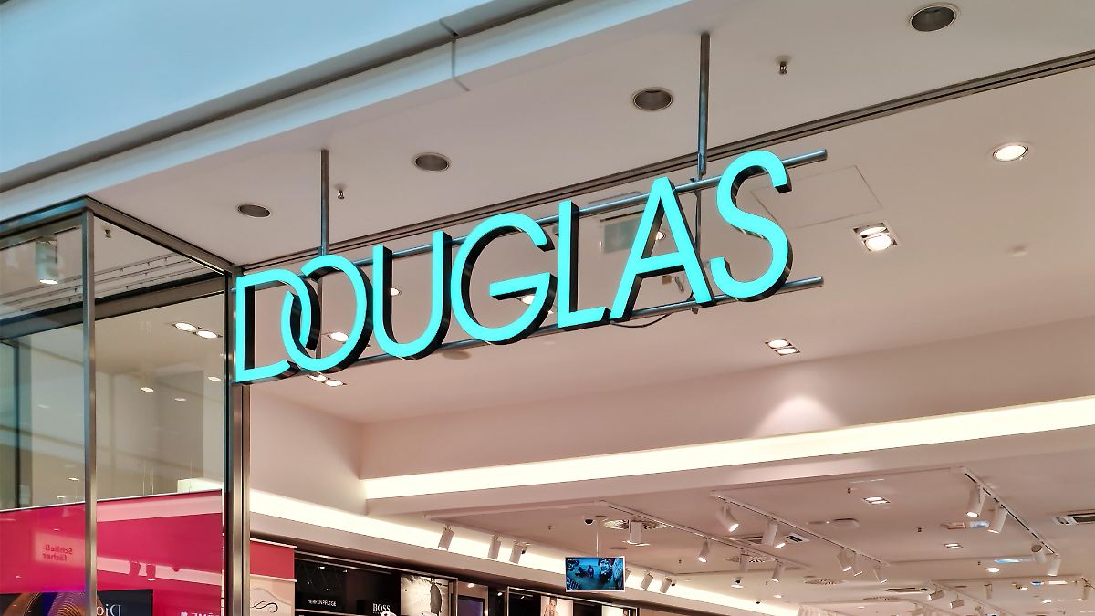 Rekordumsatz im letzten Jahr: Douglas wagt sich nach Umbau zurück aufs ...