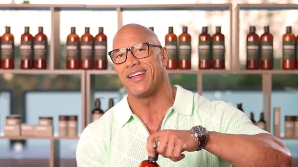 "Bro, du hast nicht einmal Haare": Dwayne "The Rock" Johnsons Shampoo ...