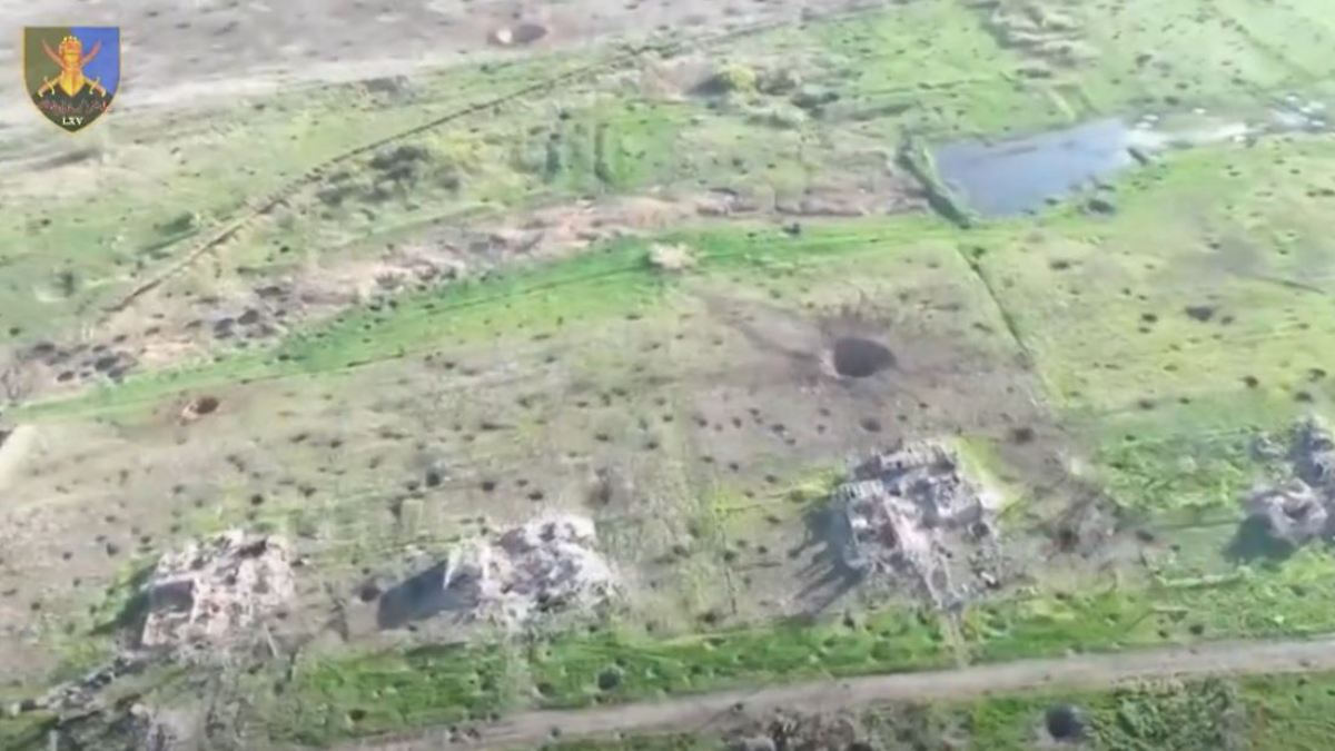 Kriegshorror in der Ukraine: Luftaufnahmen zeigen ausgelöschten Front ...