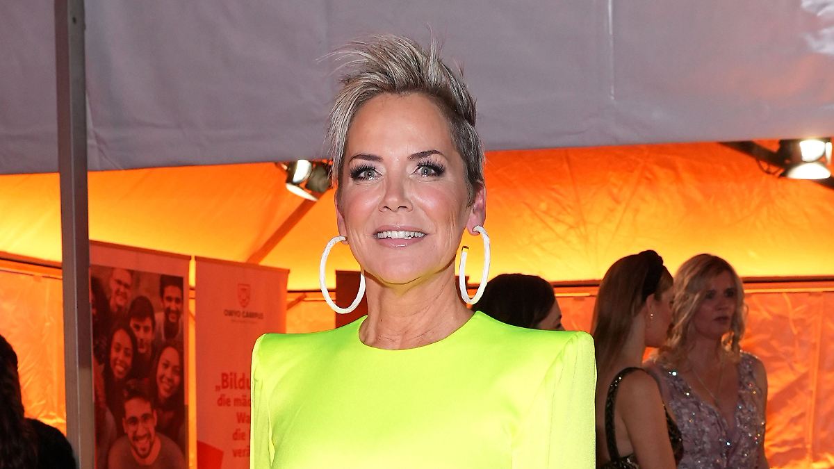 Seit 15 Jahren Single: Inka Bause verkuppelt gerne - braucht aber selbst keinen Mann - n-tv.de