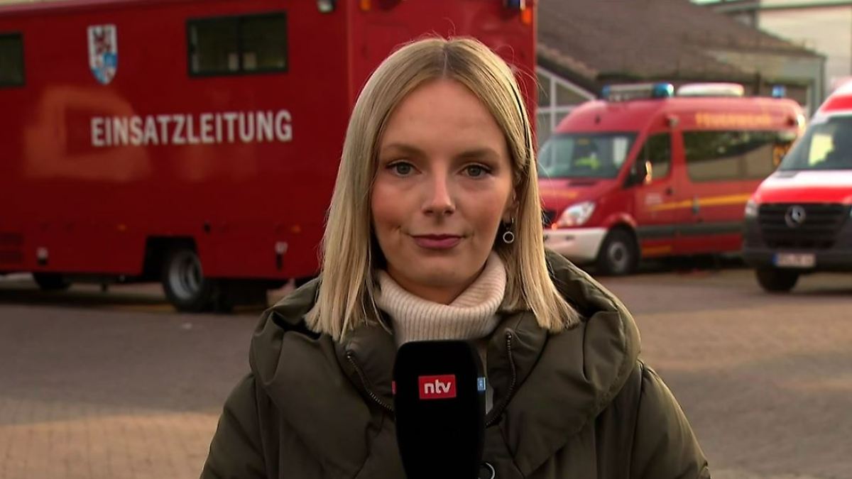 ntv-Reporterin in Bremervörde: "Polizei geht davon aus, dass Arian noch ...