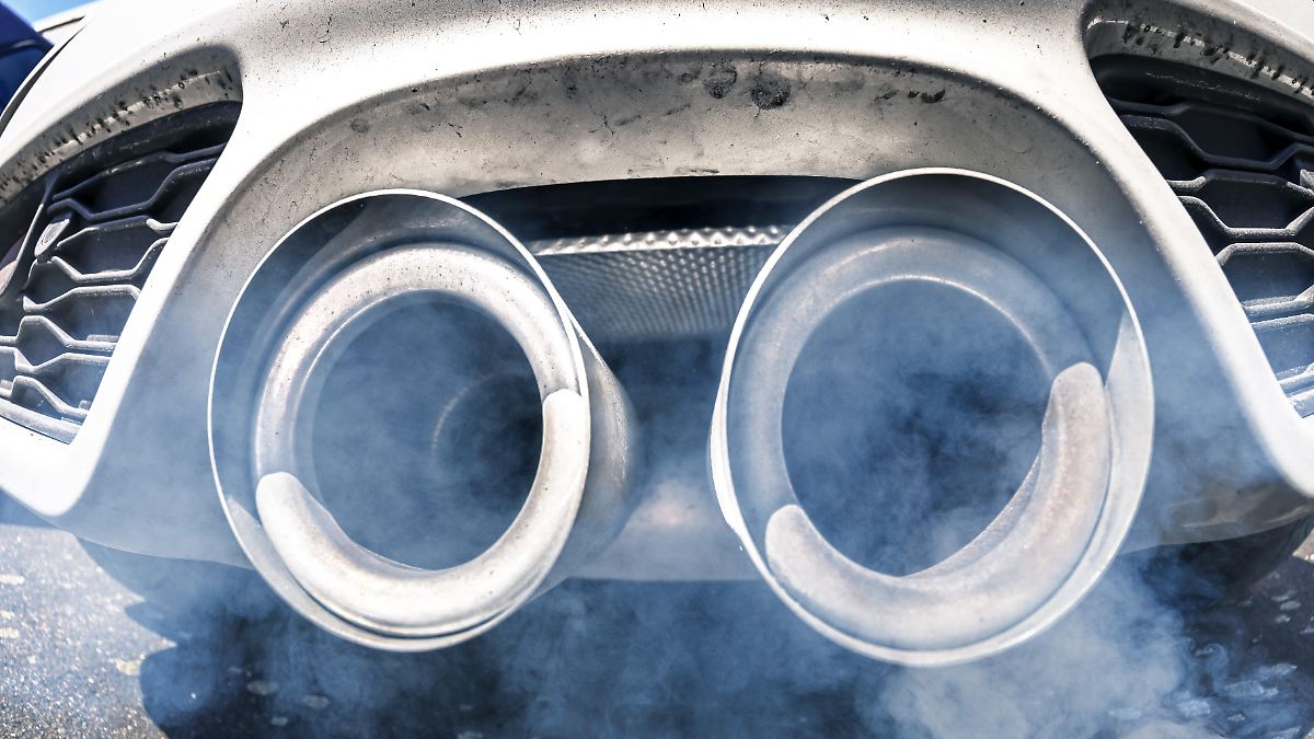 Sabotageserie in Deutschland: Sicherheitsbehörden vermuten russische ...