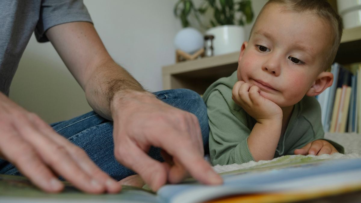 Wo ein Wille, da ein Weg: Viele Männer möchten Vaterrolle mehr ausleben ...
