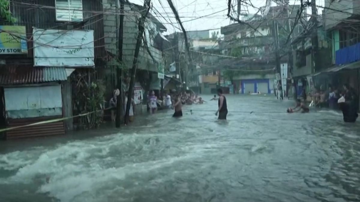 Sturm wütet auf den Philippinen - Zehntausende sind obdachlos - n-tv.de