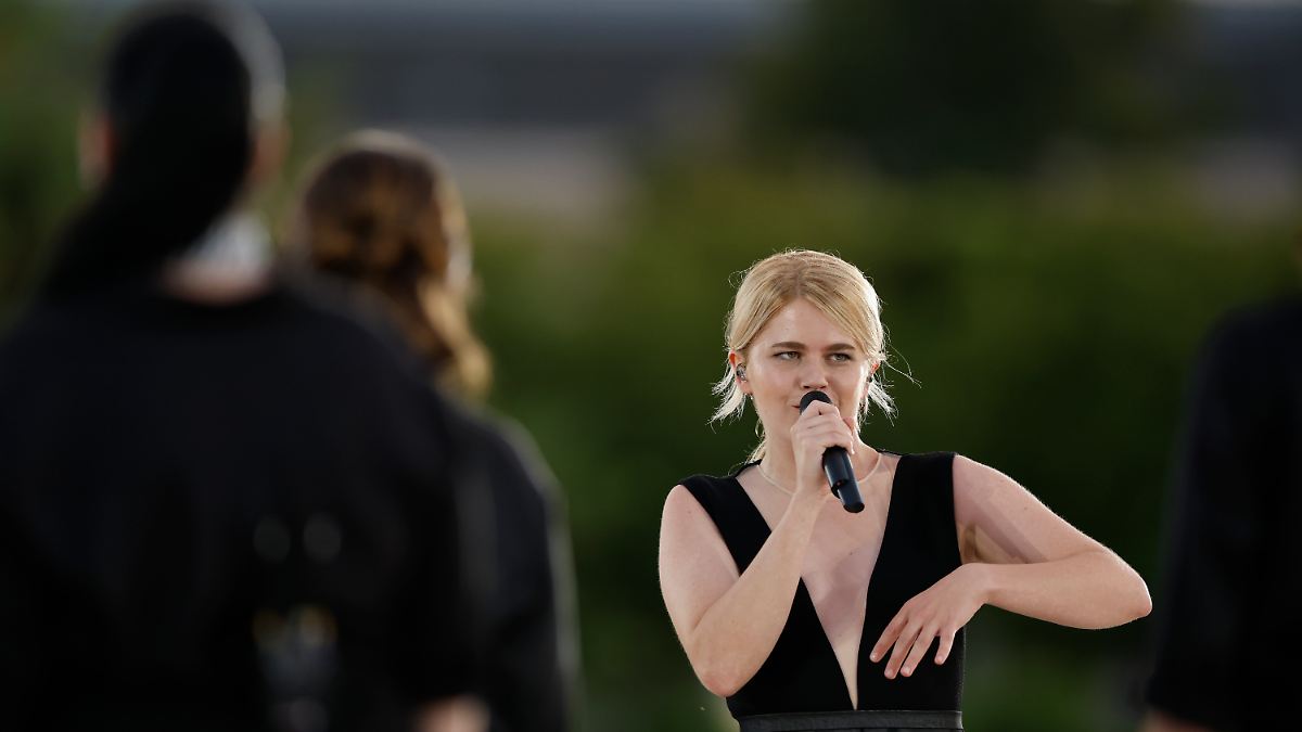 Der Sport-Tag: Das Spektakel beginnt: Olympia-Abschlussfeier beginnt mit einer Ode - n-tv.de