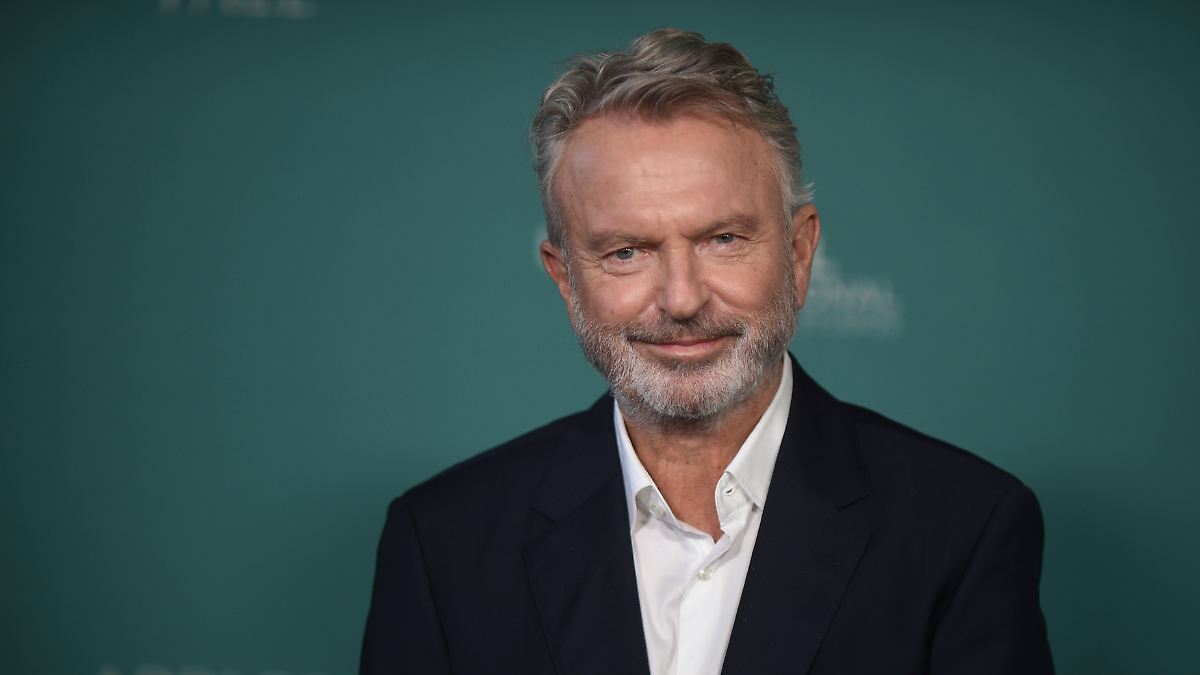 Stocken, dann Tränen: Frage bringt Sam Neill vollkommen außer Fassung ...