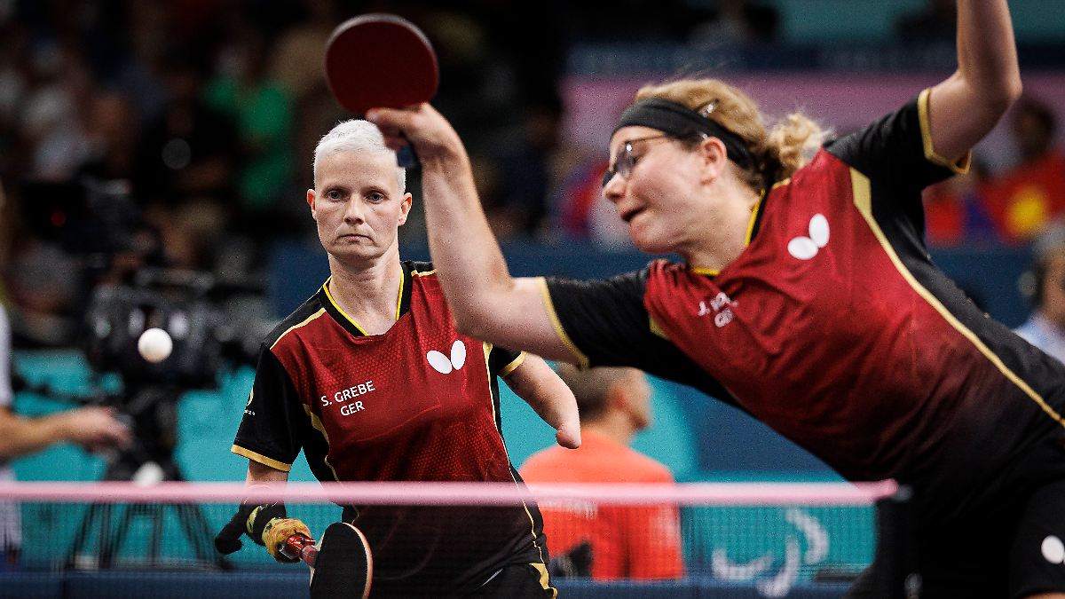 Paralympics: Tischtennis-Doppel Stephanie Grebe und Juliane Wolf spielt ...