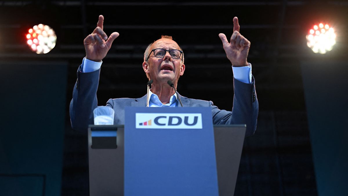 Zurückweisung rechtlich möglich: Merz verleiht Frist zu Asylstreit ...