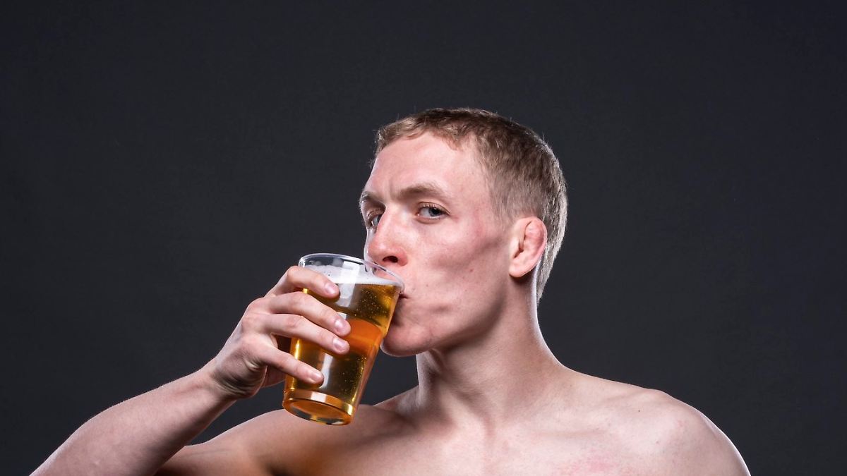 MMA-Kämpfer Alexander Luster in der PFL: Mit diesem "Schlingel" legt ...