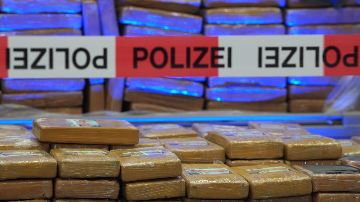Der Tag: Behörden machen gewaltigen Kokainfund in Hamburg - n-tv.de