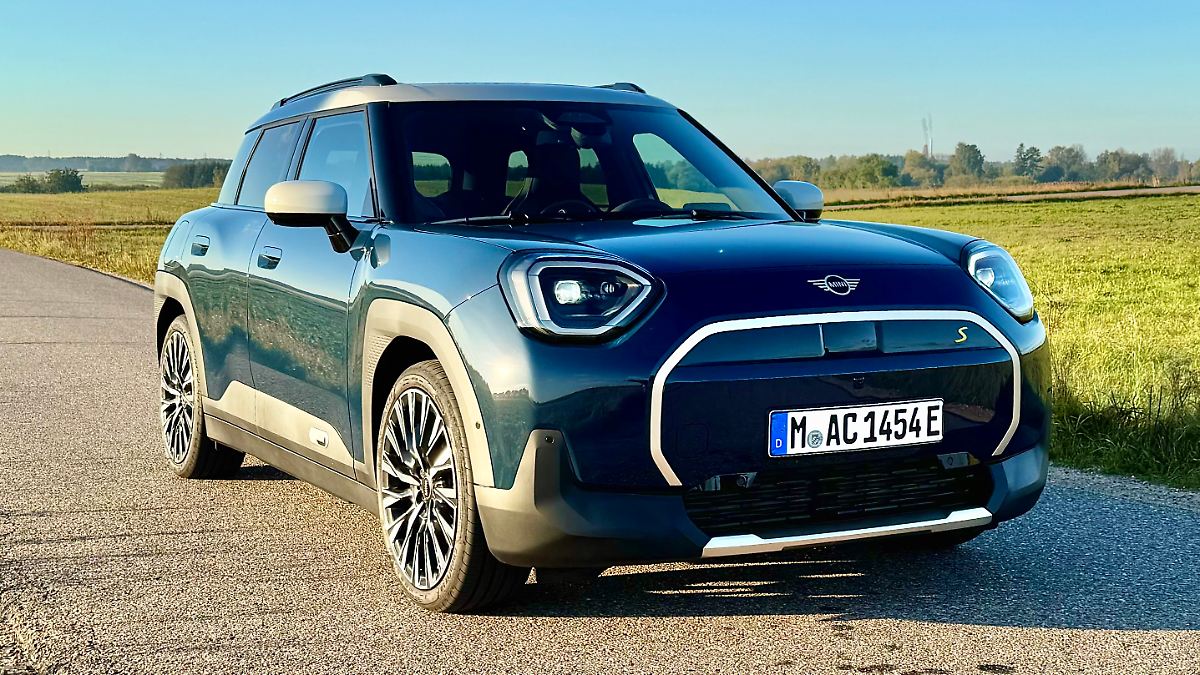 Keine Verbrenner mehr: Erste Fahrt mit dem Mini Aceman - stylishes Spaß ...