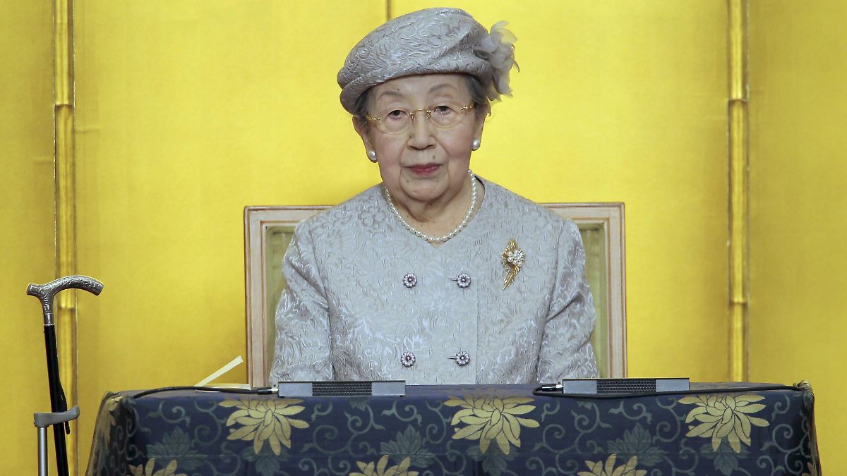 Trauer in Japan: Prinzessin Yuriko stirbt mit 101 - n-tv.de