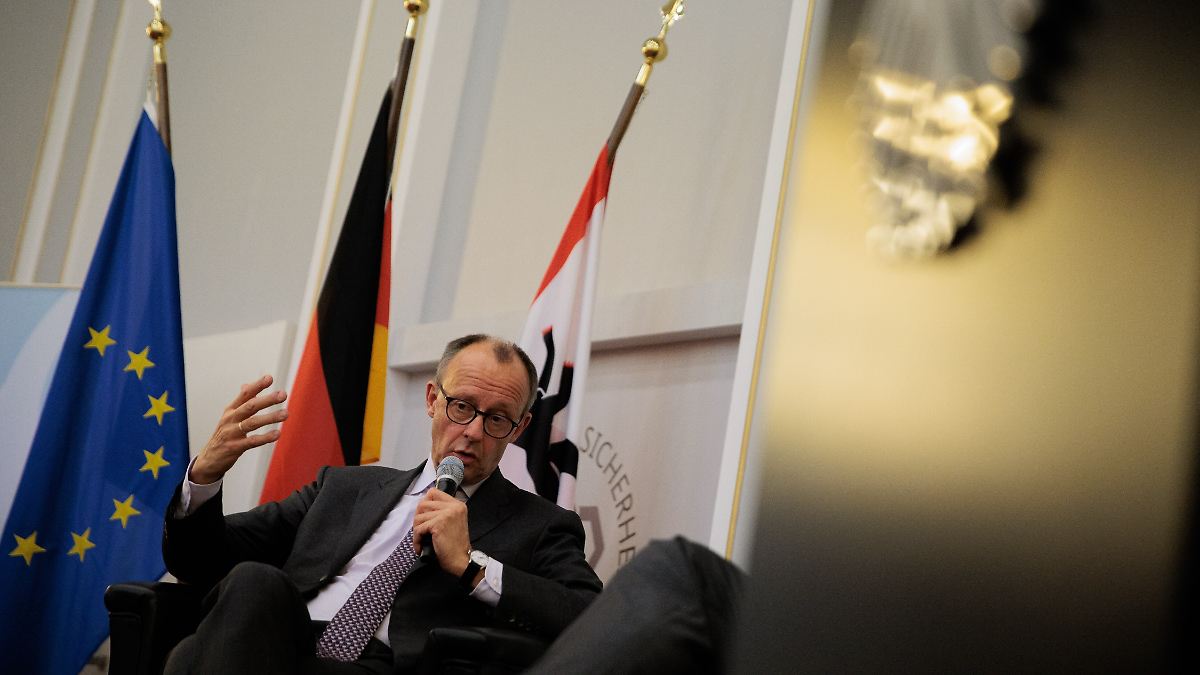 CDU-Chef hält Grundsatzrede: Merz über Russland: "Stärke schreckt ...