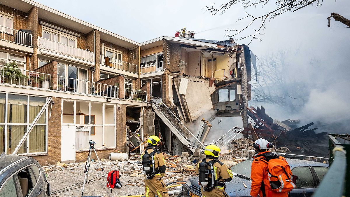 Wohnhaus teilweise eingestürzt: Ein Toter und rund 20 Vermisste nach ...