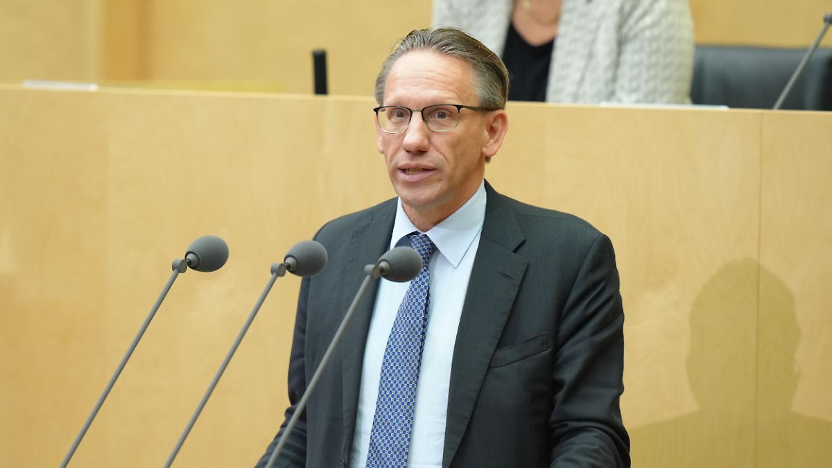 Überplanmäßige Ausgabe: Kukies gibt 300 Millionen Euro für Neubau ...