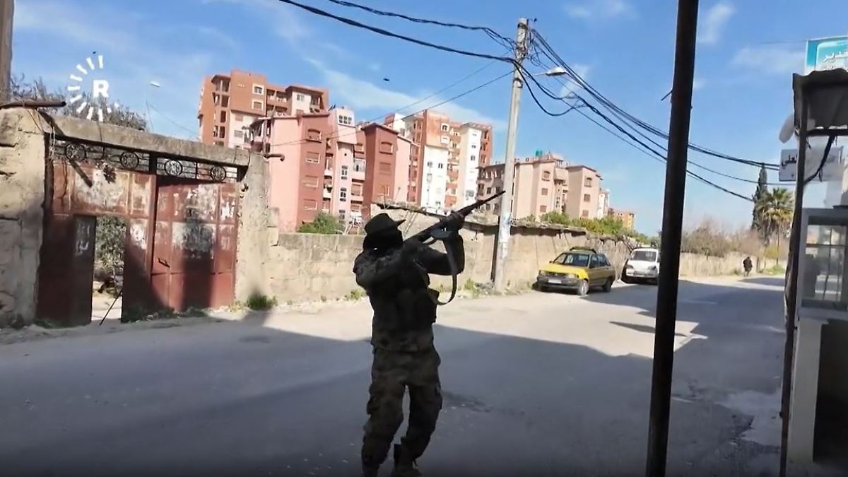 Massaker an Zivilisten: Syriens Alawiten erleben Welle brutaler Gewalt ...