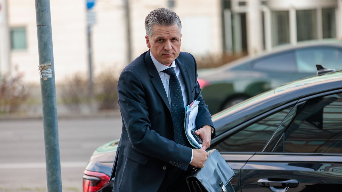 Union im Umfragetief: Thorsten Frei: "Neustart wird in jedem Dorf und ...