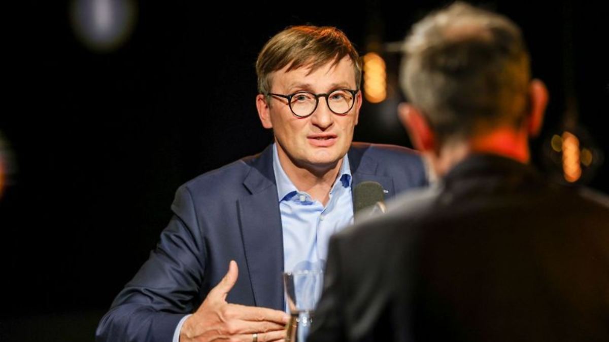 Militärexperte Sönke Neitzel warnt vor "gefährlichsten drei Jahren" mit ...