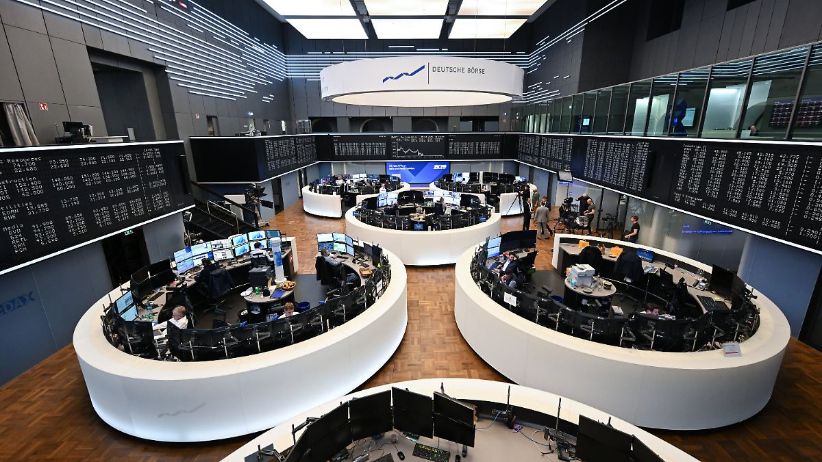 Der Börsen-Tag: Dax marschiert weiter nach oben - n-tv.de