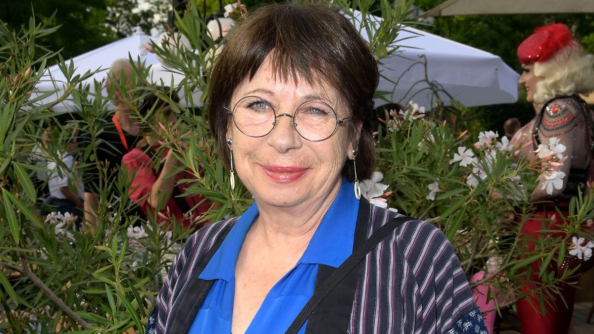 Der Tag: Ben und Meret Becker trauern um ihre Mutter Monika Hansen - n ...