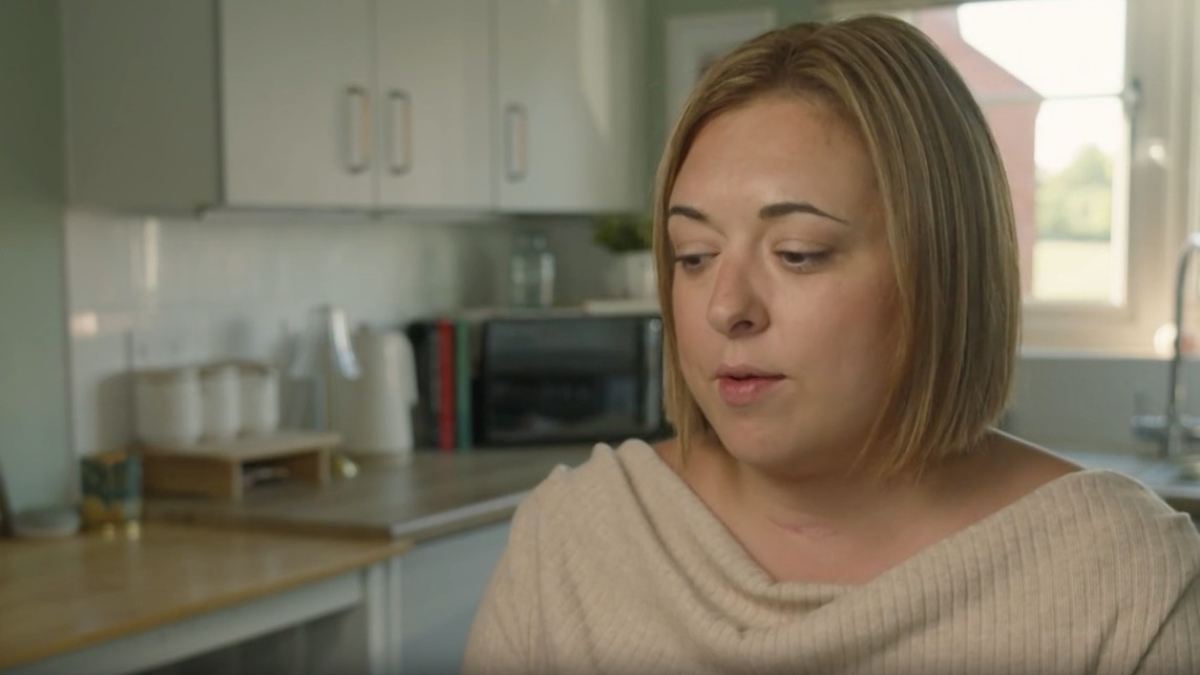 Sie weiß bis heute nicht, wieso: 36-Jährige brach sich beim Gähnen das ...