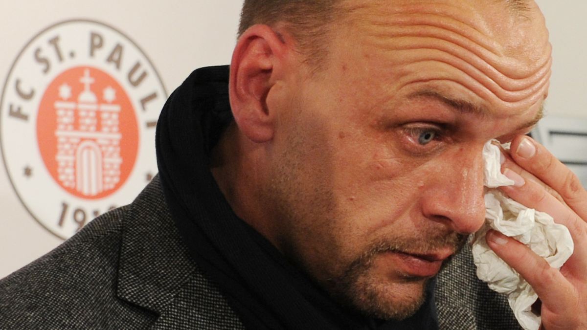 Tränenreicher Abschied: Stanislawski sagt St. Pauli Tschüss - n-tv.de