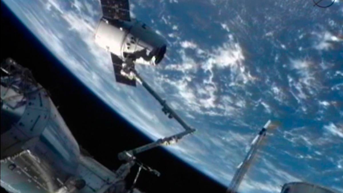 Ein ganz privates Rendezvous: "Dragon" versorgt die ISS - n-tv.de
