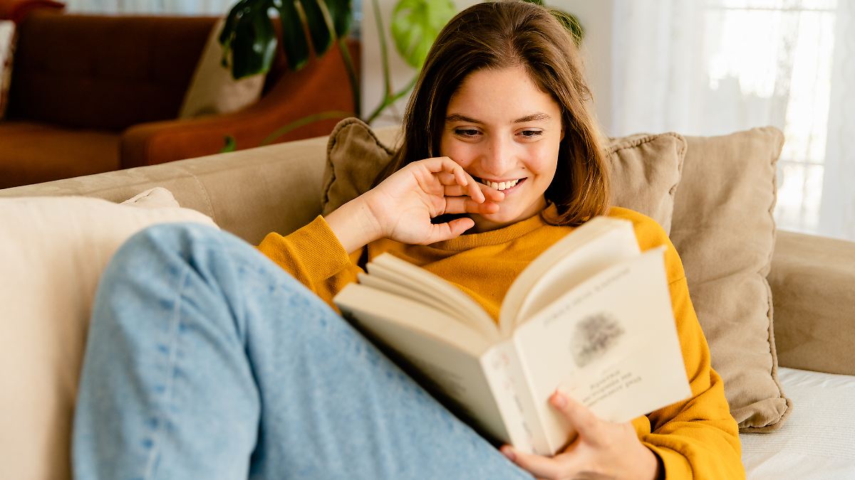 Drei Neuheiten bieten würdigen Nachschub für Romantasy-Fans - n-tv.de